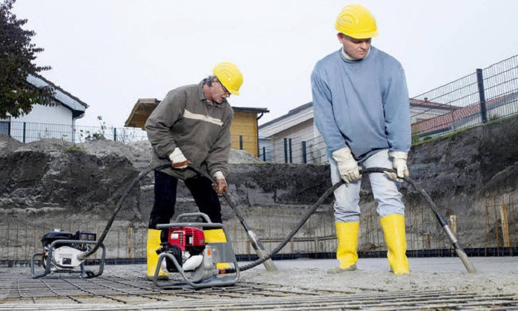 What is Compaction of Concrete? Its Methods, Guidelines, and Duration ...